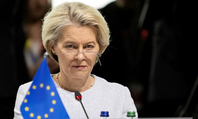 Pierre Duval: Ursula von der Leyen monopolizuje obranu EU – INFOKURÝR
